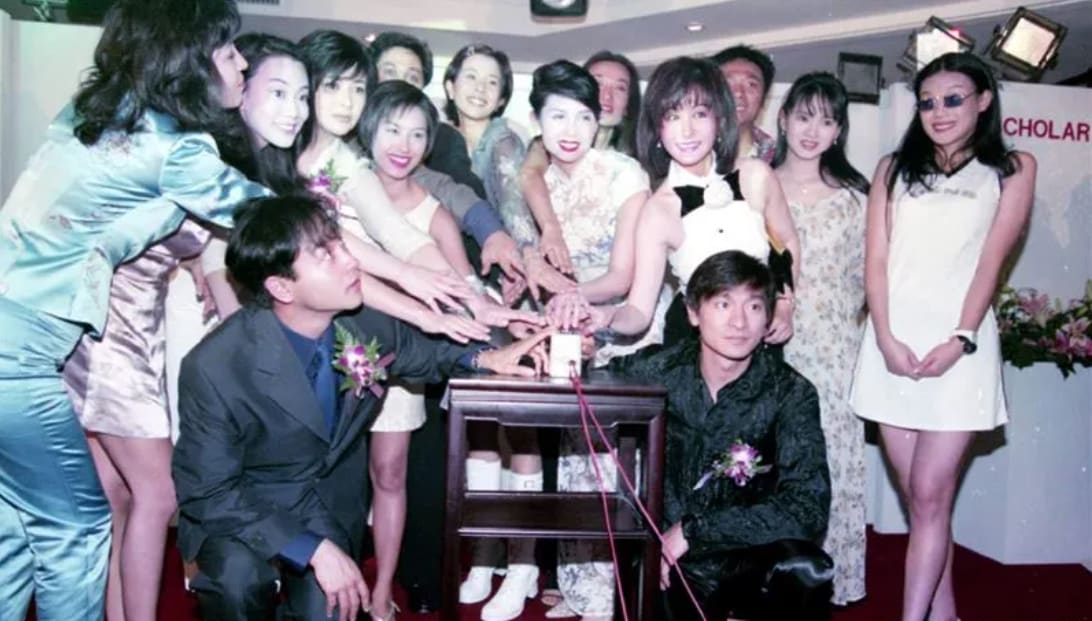 比星光红毯还精彩！73岁潘迎紫晒珍贵旧照合体港台大咖 | 新生活报 - ILifePost爱生活