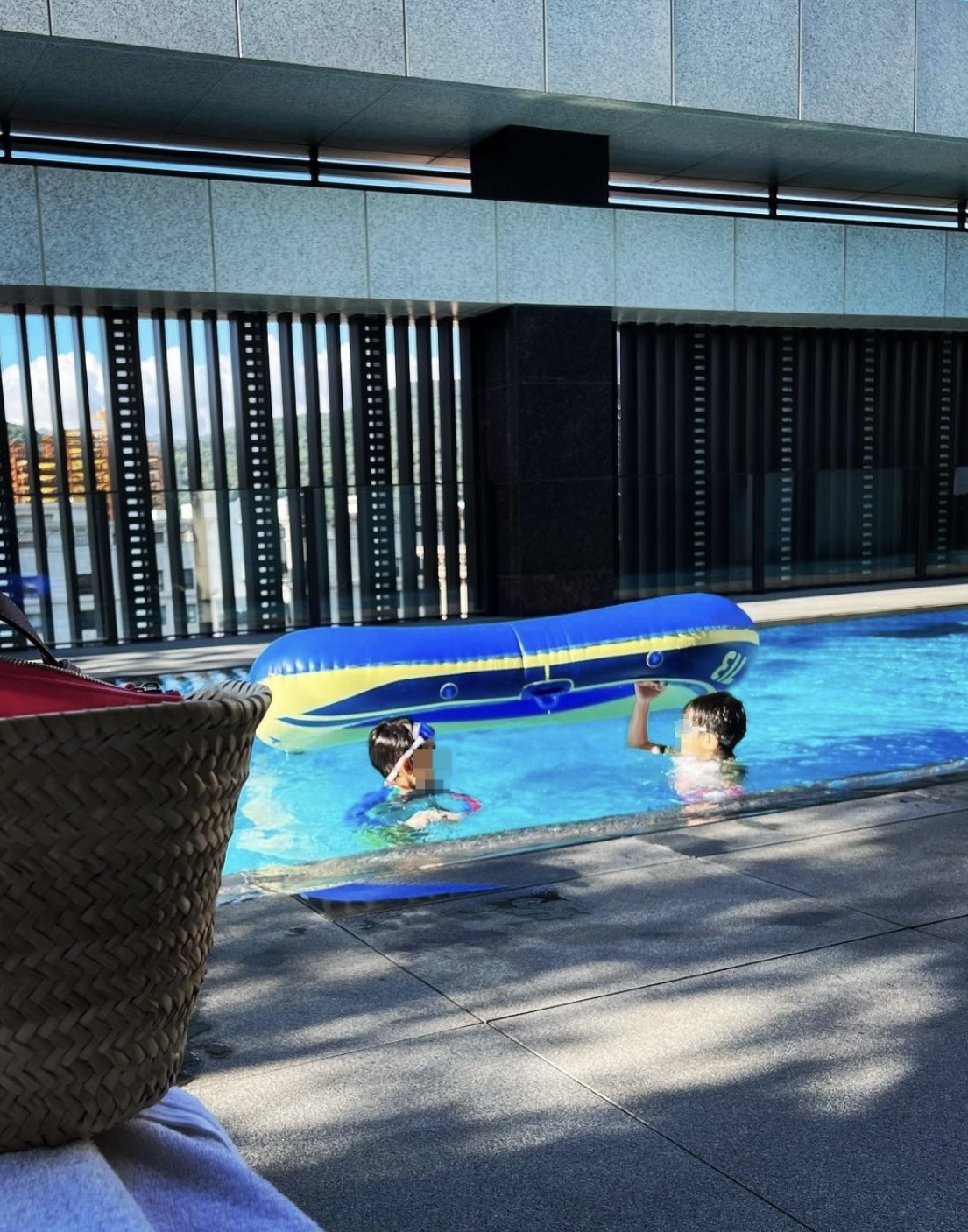 林志颖车祸暴瘦剩53公斤 妻晒“1家人照”曝近况 | 新生活报 - ILifePost爱生活