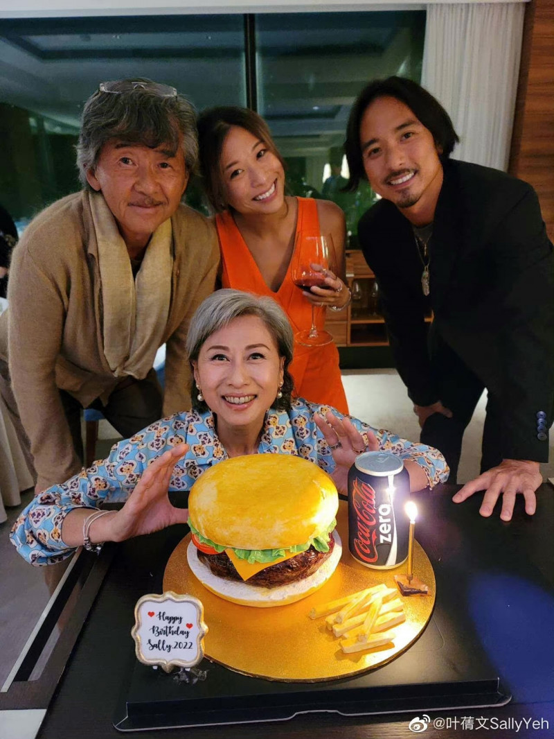 叶蒨文痛苦过61岁生日3千字长文缅怀妈妈 | 新生活报 - ILifePost爱生活