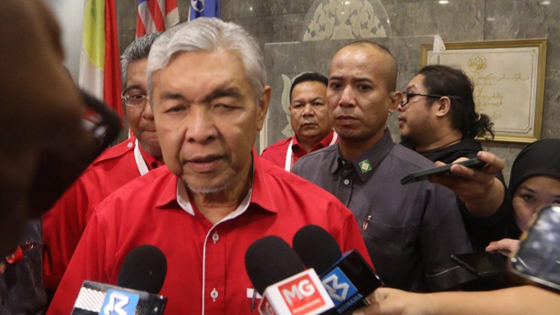 【每周热点】一个口讲两种话 | 新生活报 - ILifePost爱生活