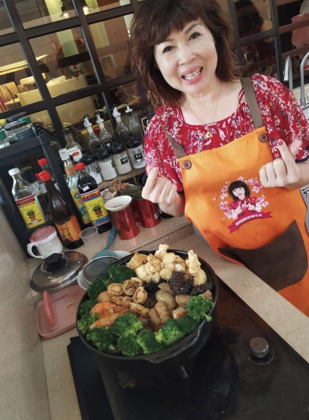 【帮家婆洗内裤】黃妈妈背景起底 爆红上过杂志报章 | 新生活报 - ILifePost爱生活