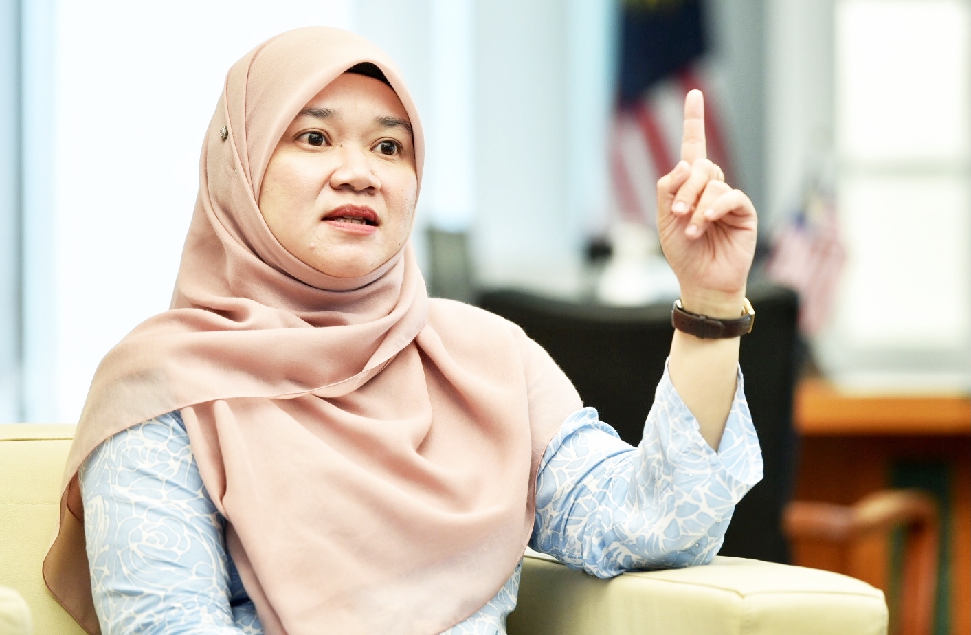 校园冠病感染群暴增 教长：情况受控 | 新生活报 - ILifePost爱生活