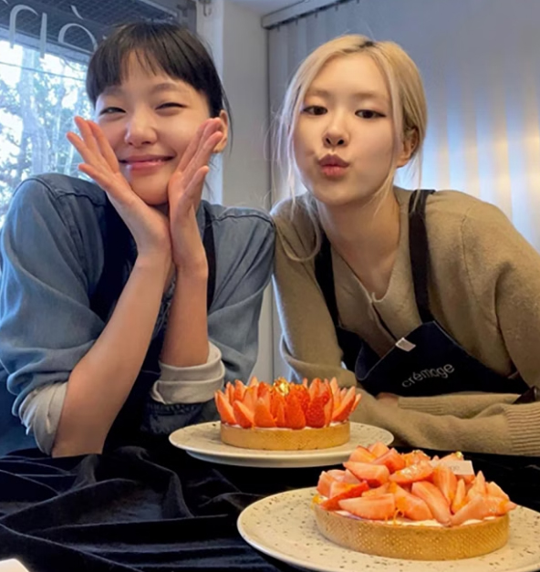 【娱乐顶点】我们是“亲故” | 新生活报 - ILifePost爱生活