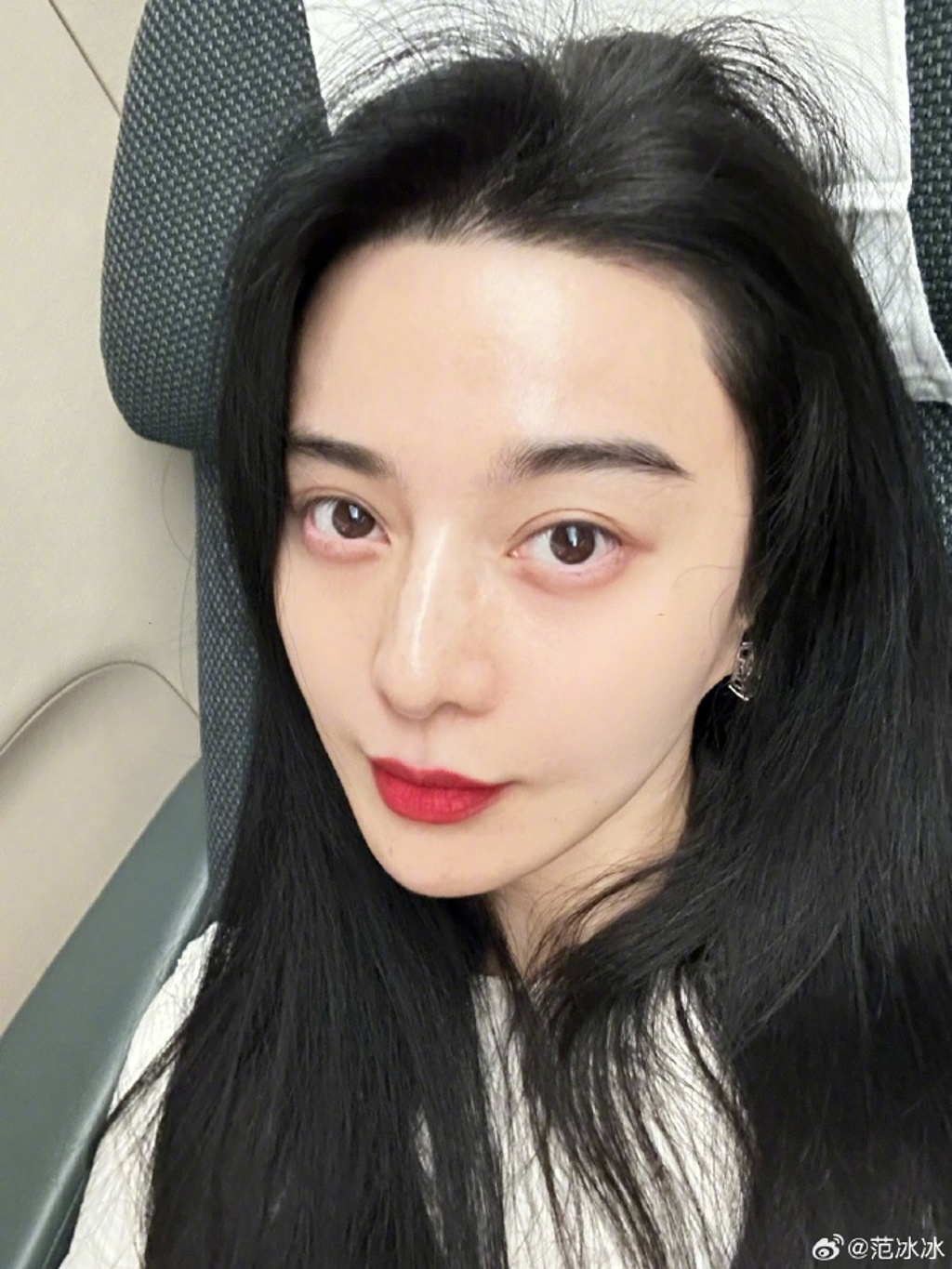 范冰冰公开42岁真实样貌 关键字网暴动：影后驾到 | 新生活报 - ILifePost爱生活