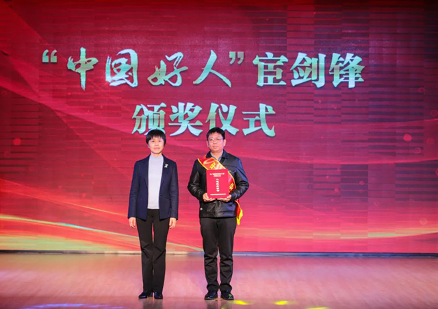 一家三代爱心接力照顾聋哑邻居39年 | 新生活报 - ILifePost爱生活