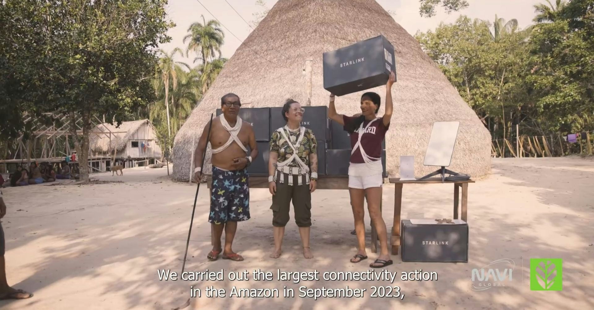 网络让他们沉迷看AV不打猎？ 亚马逊族长拍片反击 | 新生活报 - ILifePost爱生活